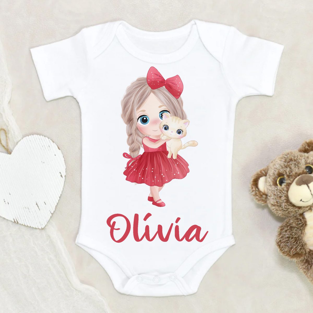 Piros ruhás kislány cicával gyerek body saját névvel - Első Napom